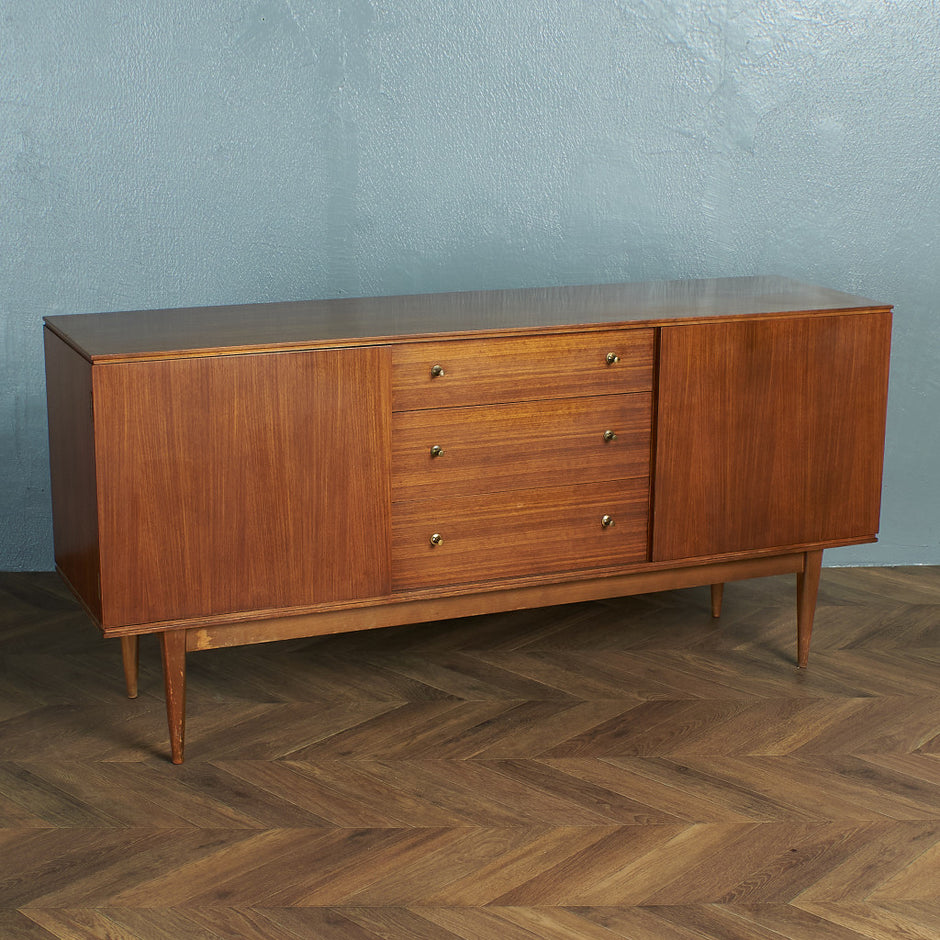 ライトン・ファニチャー Wrighton furniture (F Wrighton & Sons Ltd) – camori ヴィンテージ ...